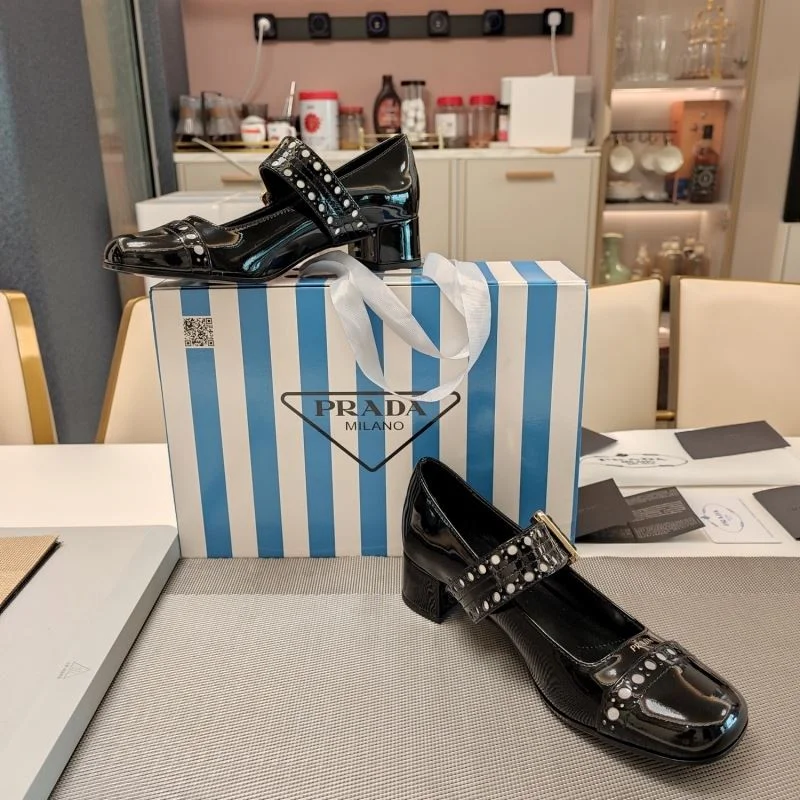 1:1 copy Prada Low Shoes