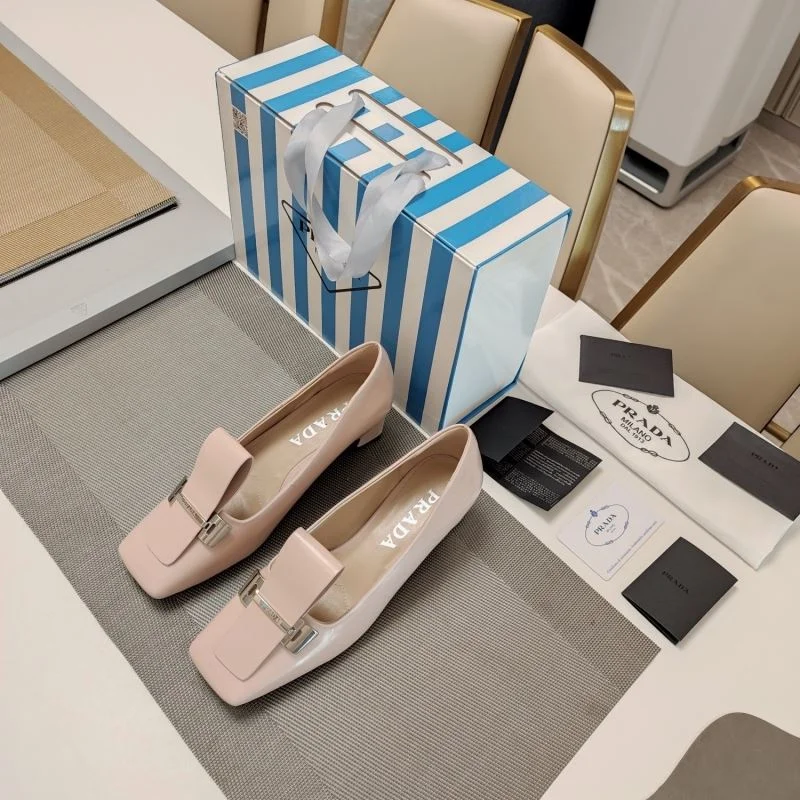 High fidelity Prada Low Shoes