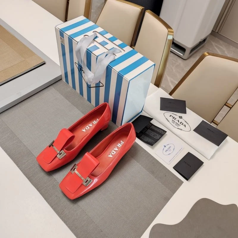 Bargain Prada Low Shoes