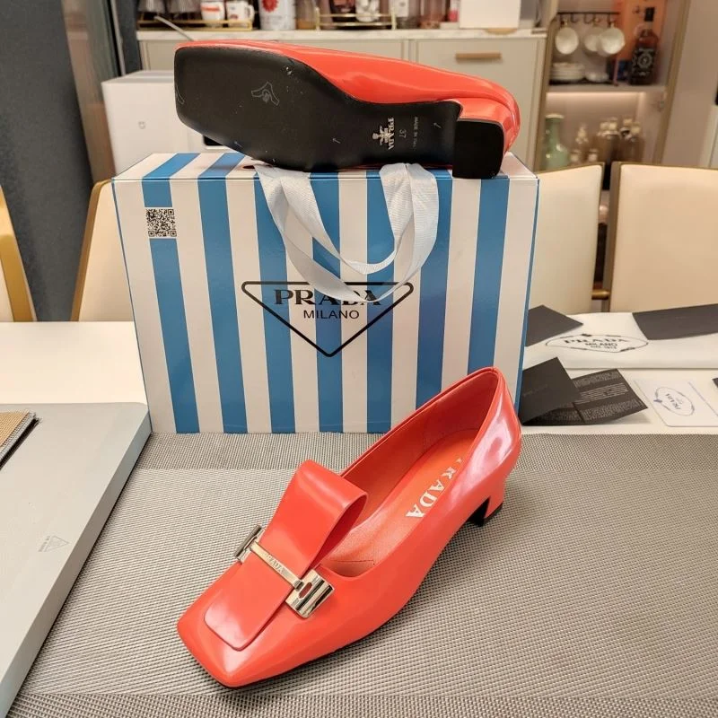 Bargain Prada Low Shoes