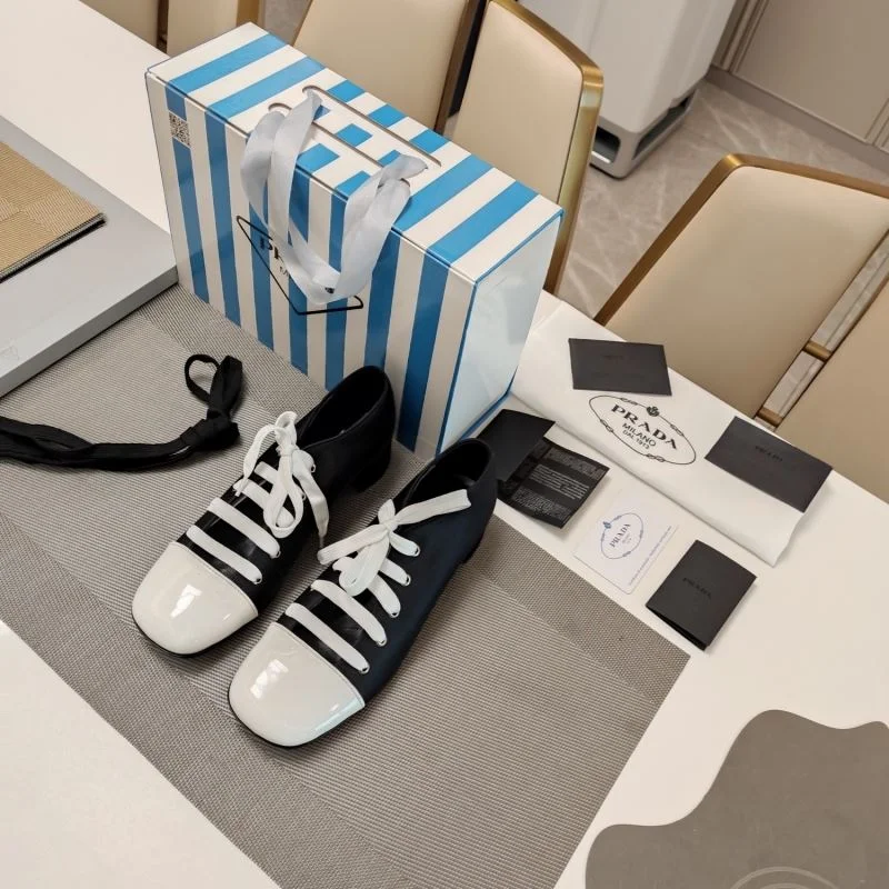 High fidelity Prada Low Shoes