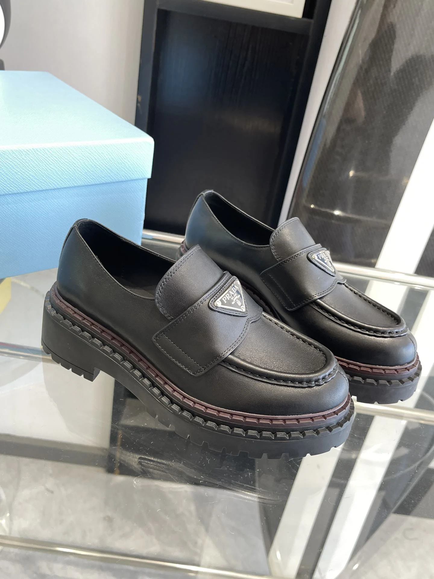 Official Prada Low Shoes