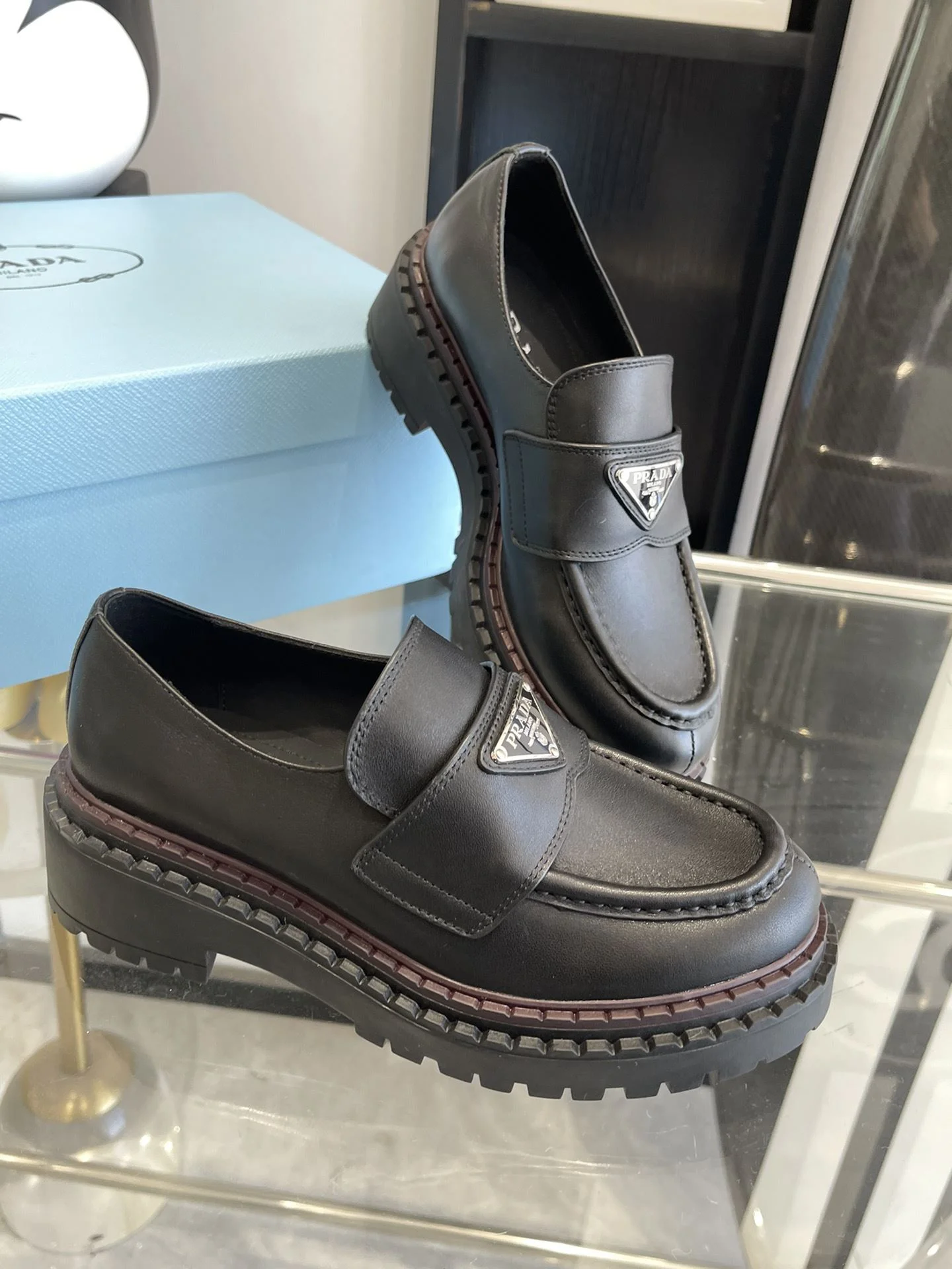 Official Prada Low Shoes