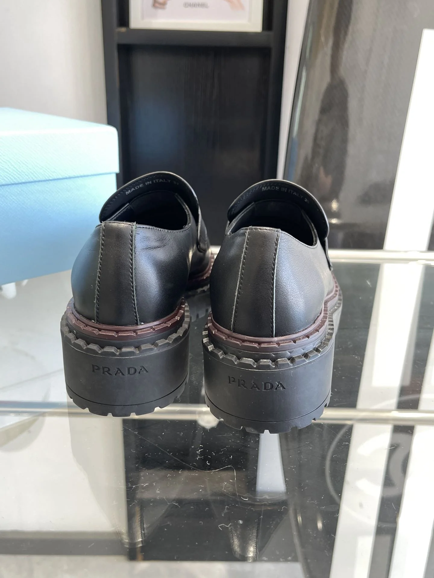 Official Prada Low Shoes