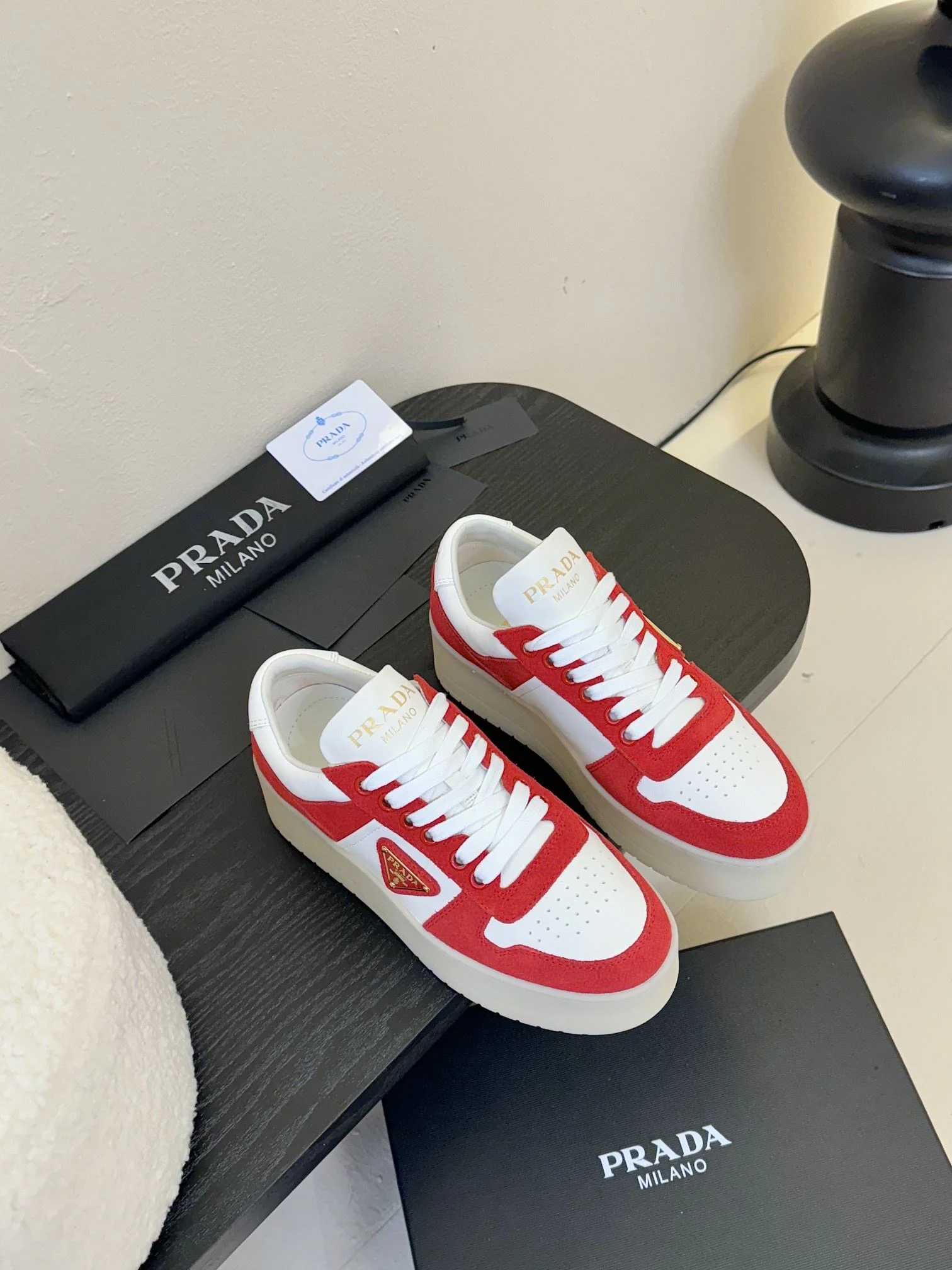Top match Prada Low Shoes