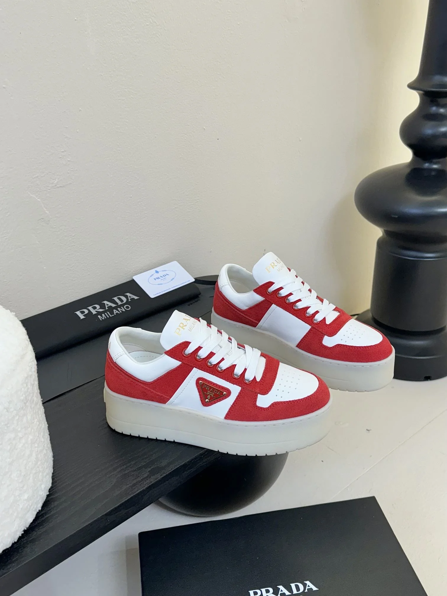 Top match Prada Low Shoes