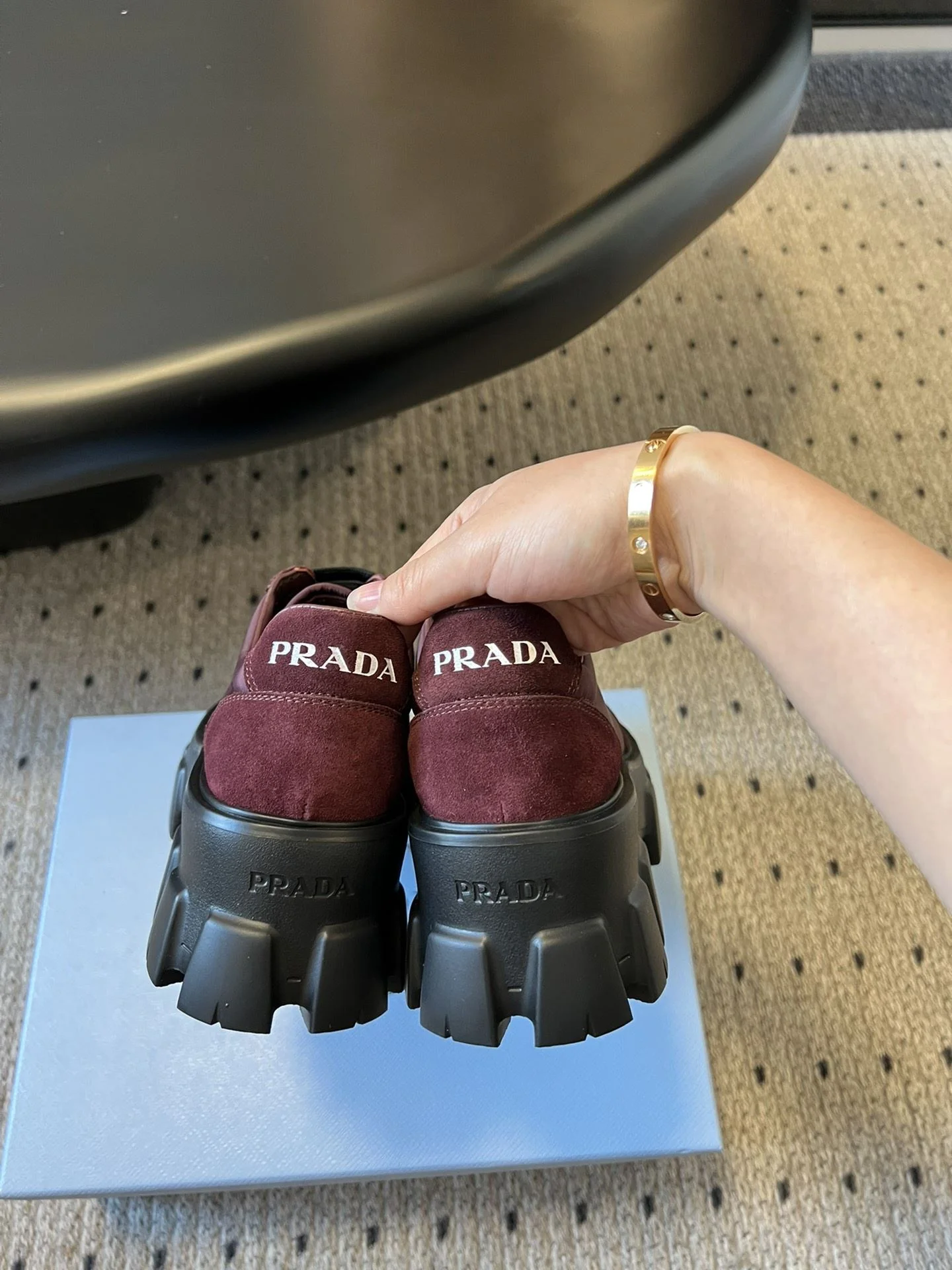 Mirror quality Prada Low Shoes