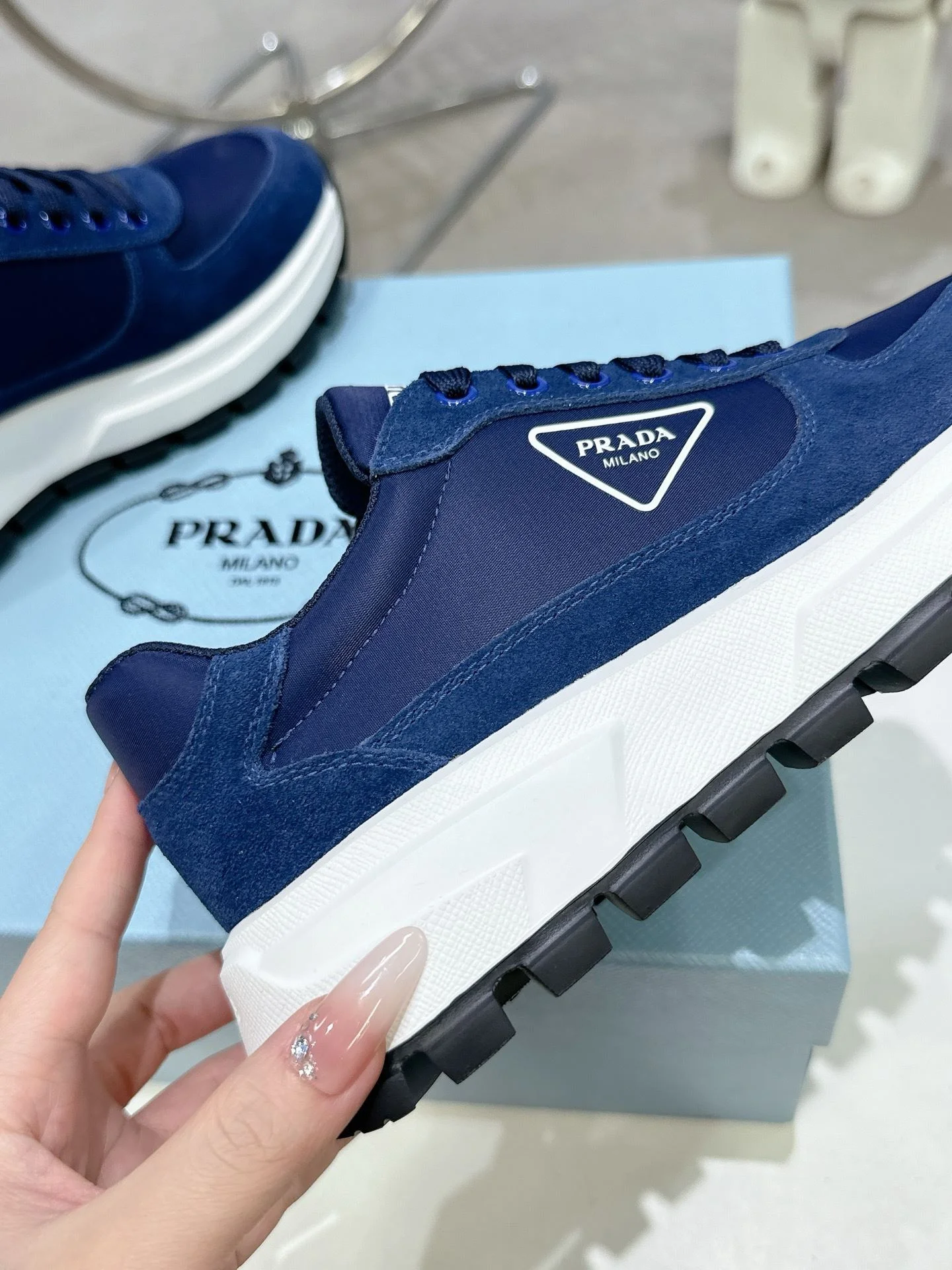 Cut-rate Prada Low Shoes