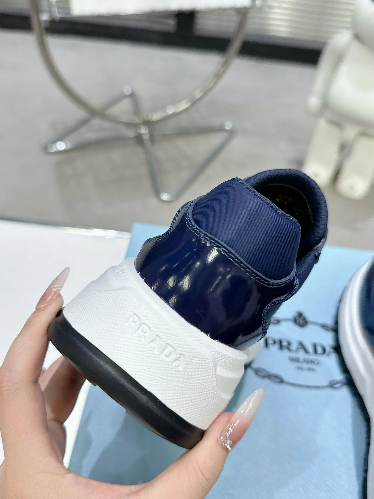 High fidelity Prada Low Shoes