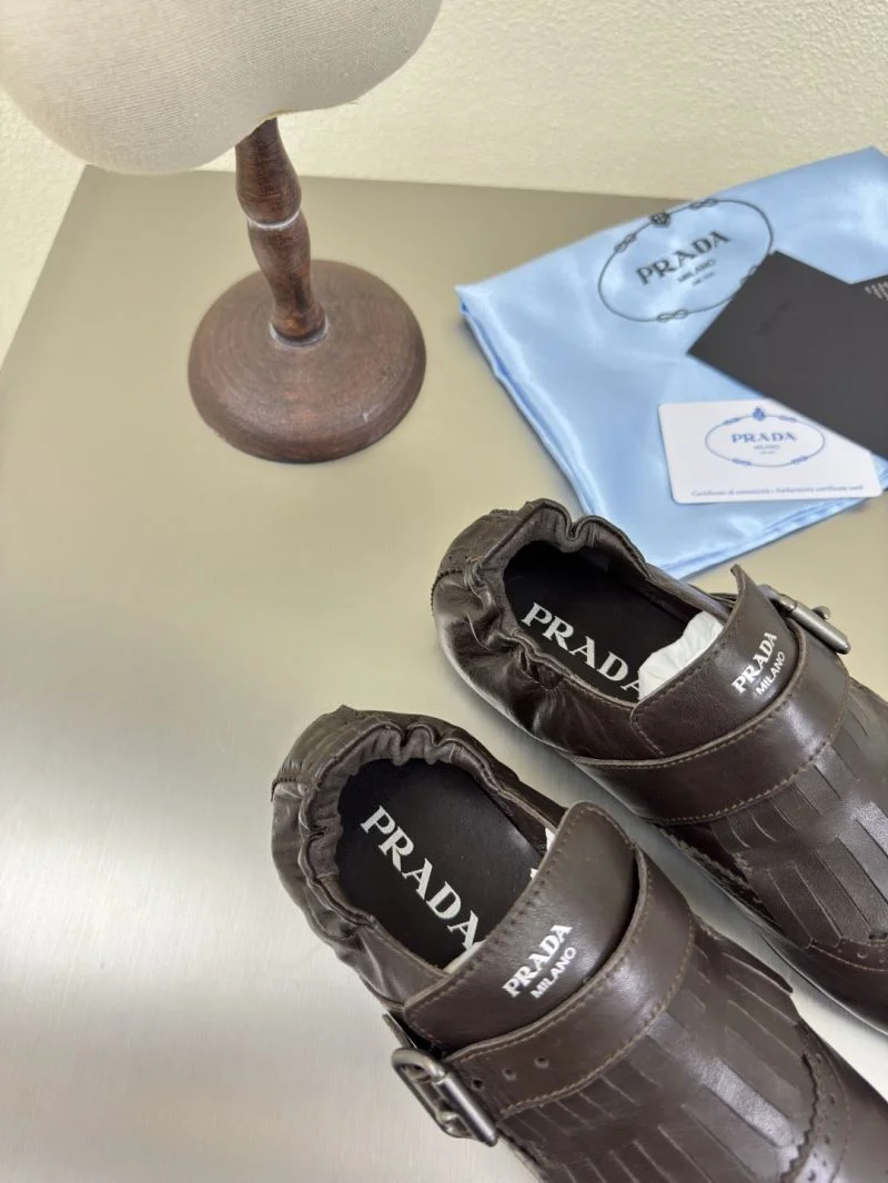 Official Prada Low Shoes