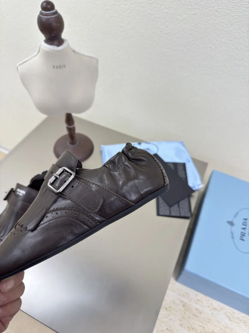 Official Prada Low Shoes