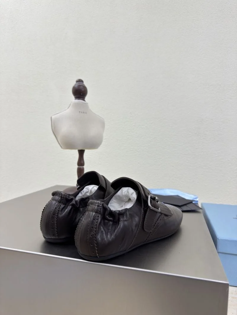 Official Prada Low Shoes
