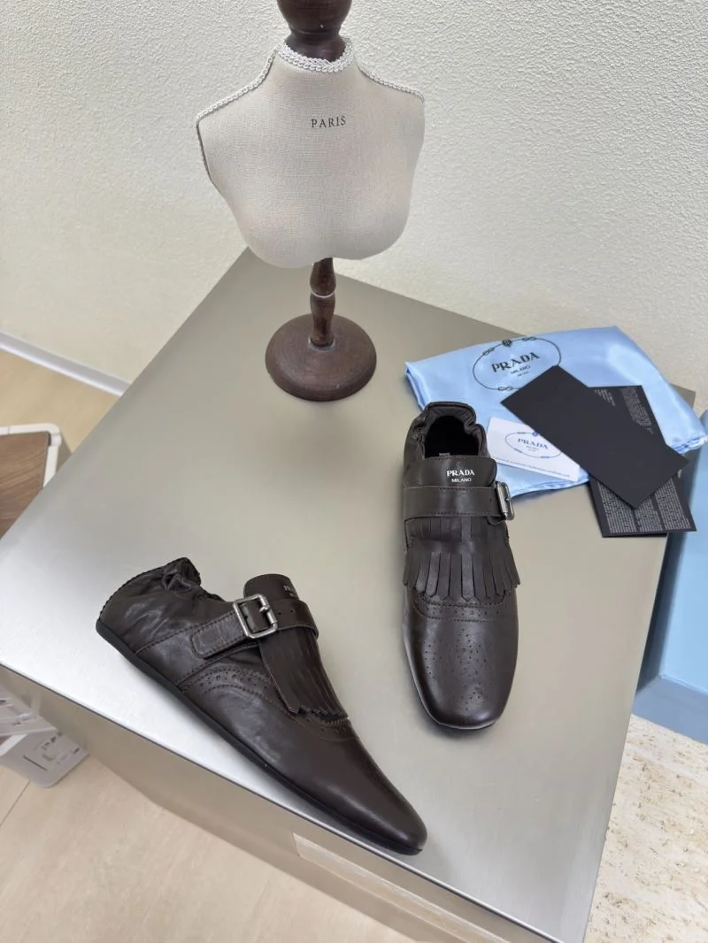 Official Prada Low Shoes