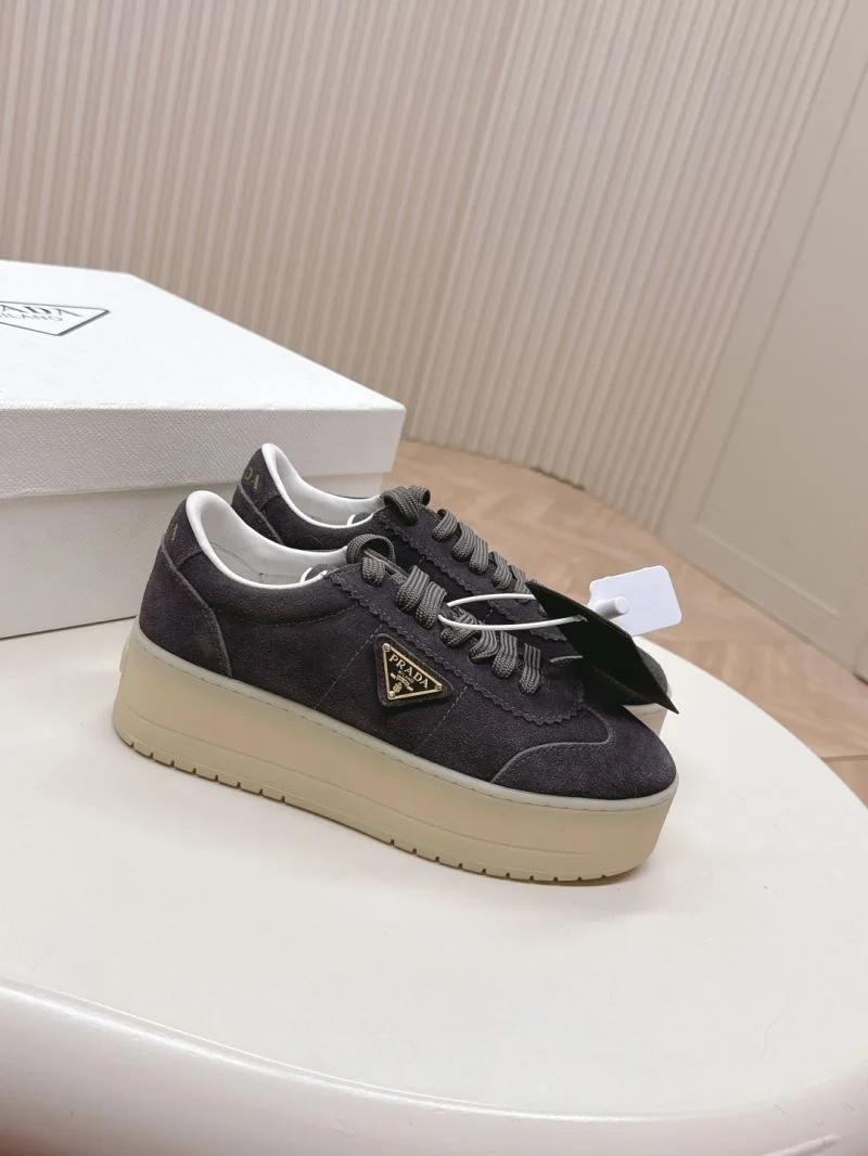 Official Prada Low Shoes