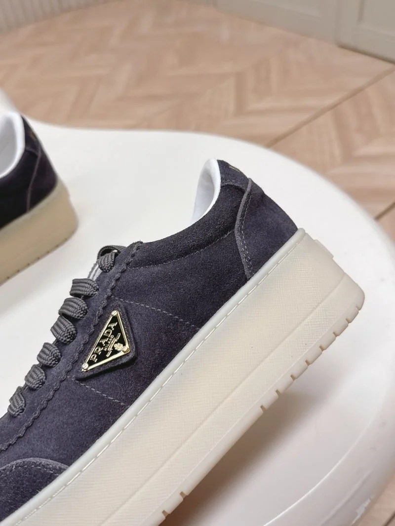 Official Prada Low Shoes