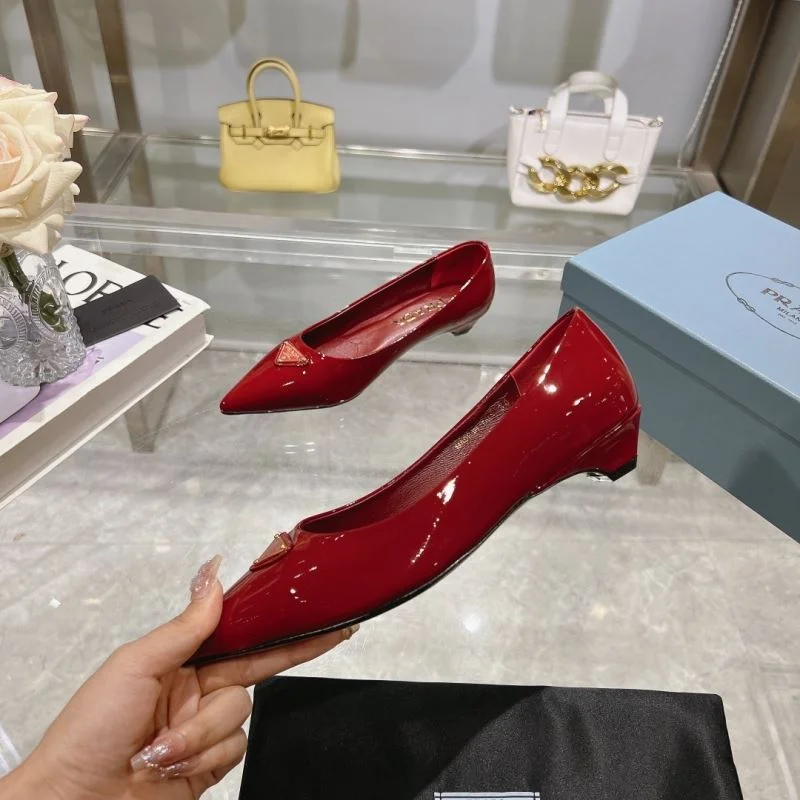 Mirror quality Prada Low Shoes