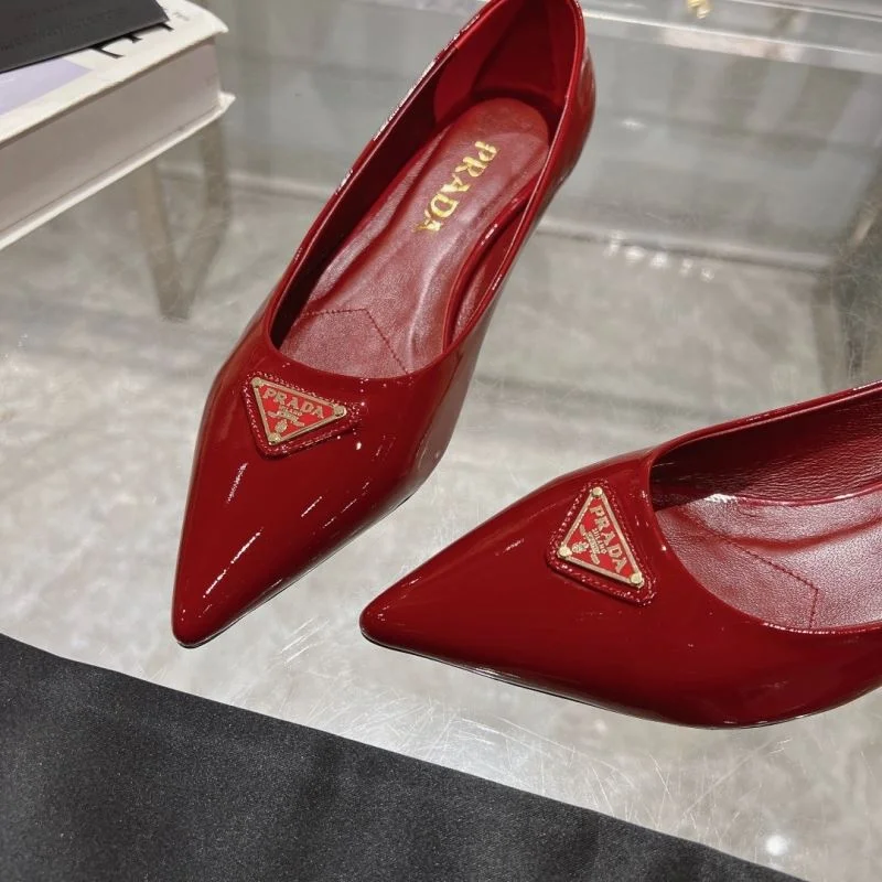 Mirror quality Prada Low Shoes