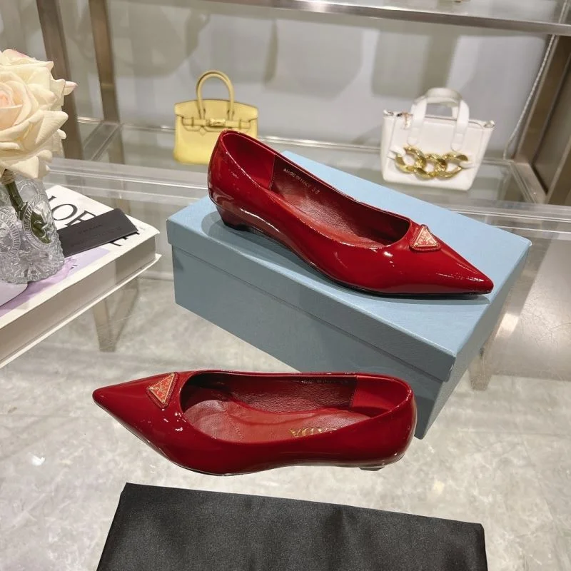 Mirror quality Prada Low Shoes