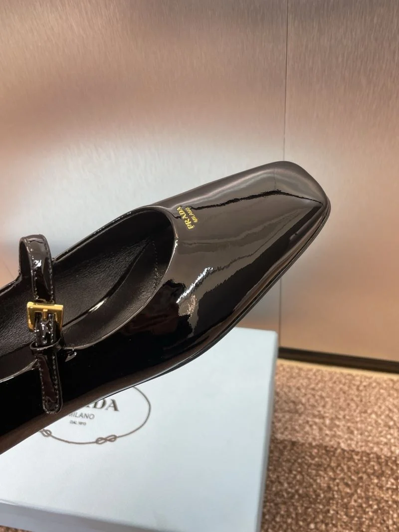 Original Prada Low Shoes