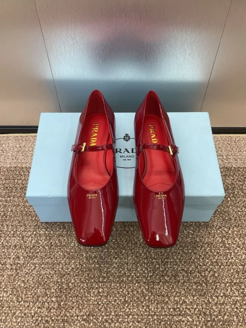 Prada Low Shoes