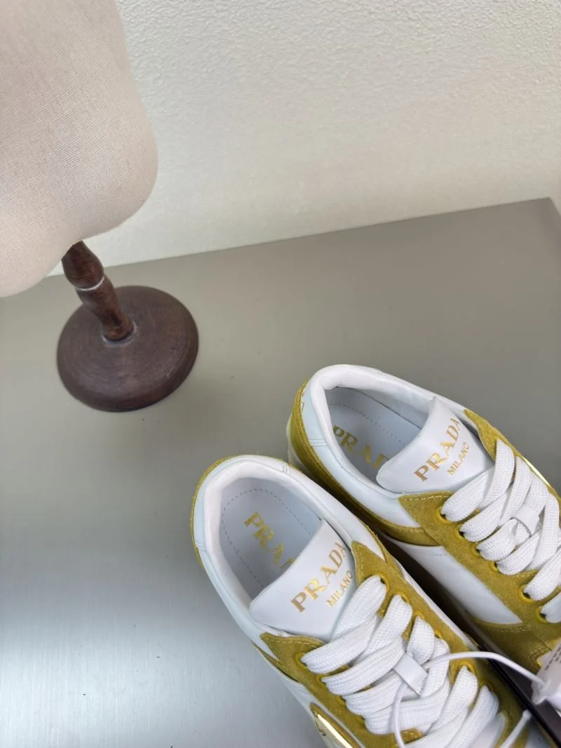 Mirror quality Prada Low Shoes