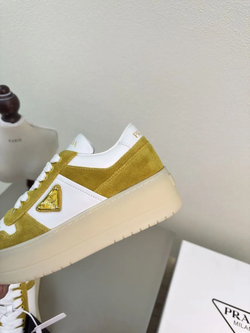 Mirror quality Prada Low Shoes