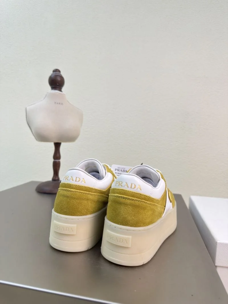 Mirror quality Prada Low Shoes