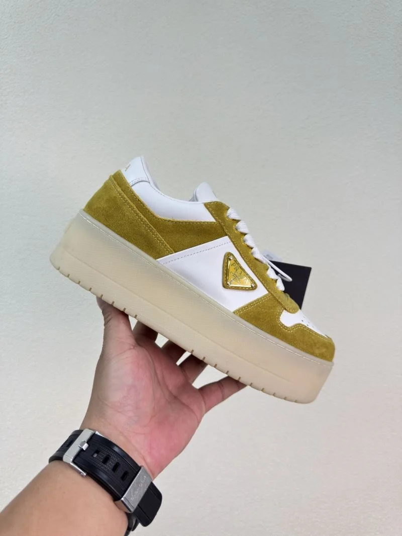 Mirror quality Prada Low Shoes
