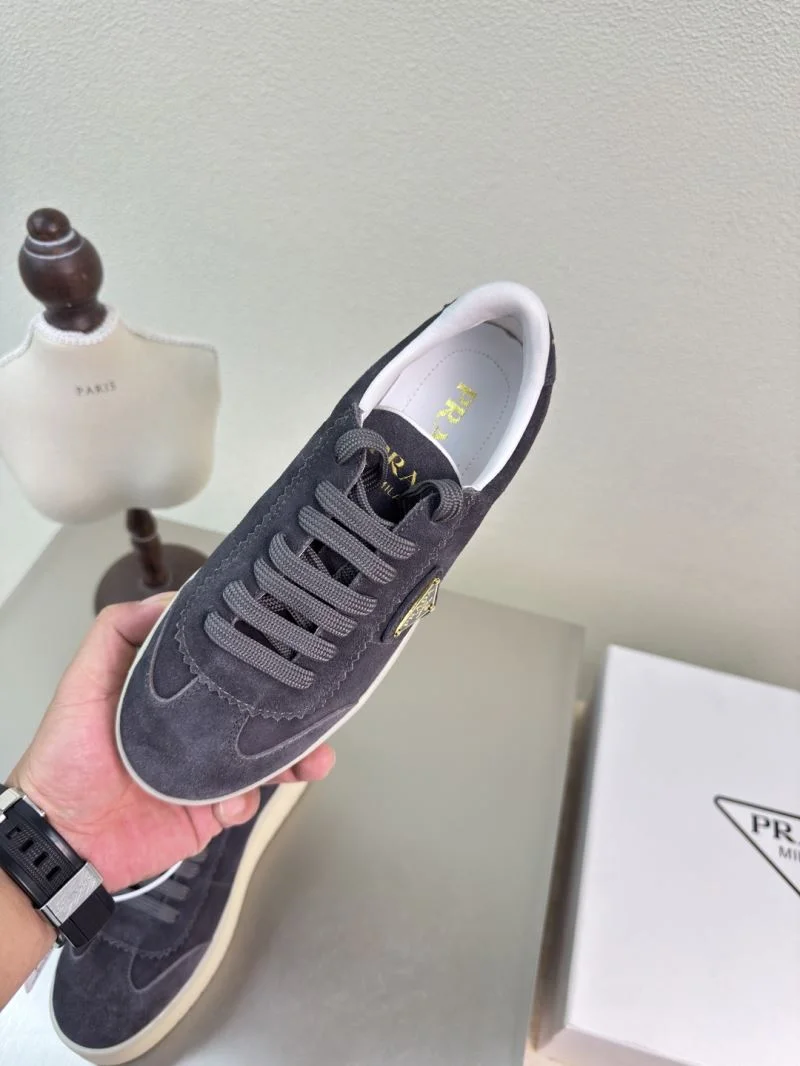 Bargain Prada Low Shoes