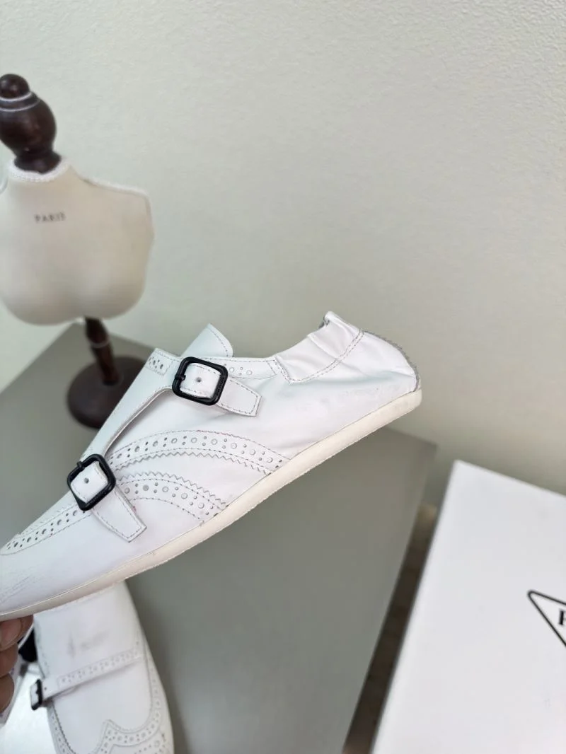 Cut-rate Prada Low Shoes