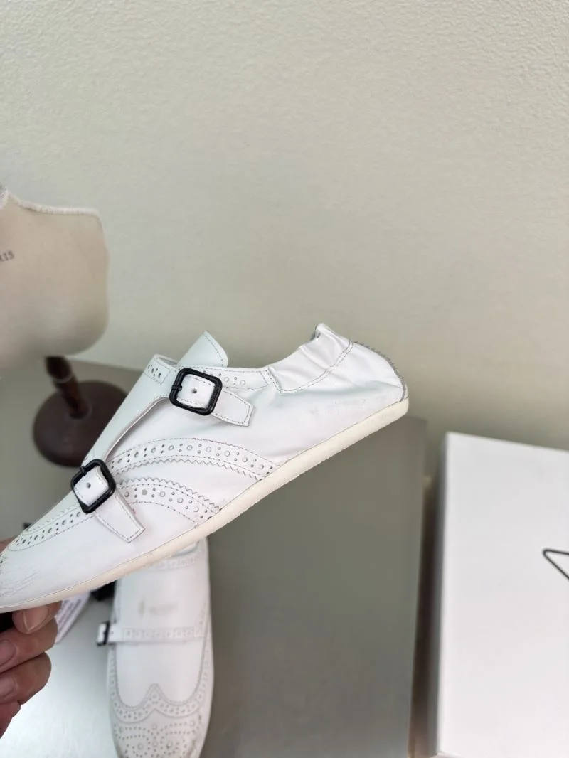 Cut-rate Prada Low Shoes