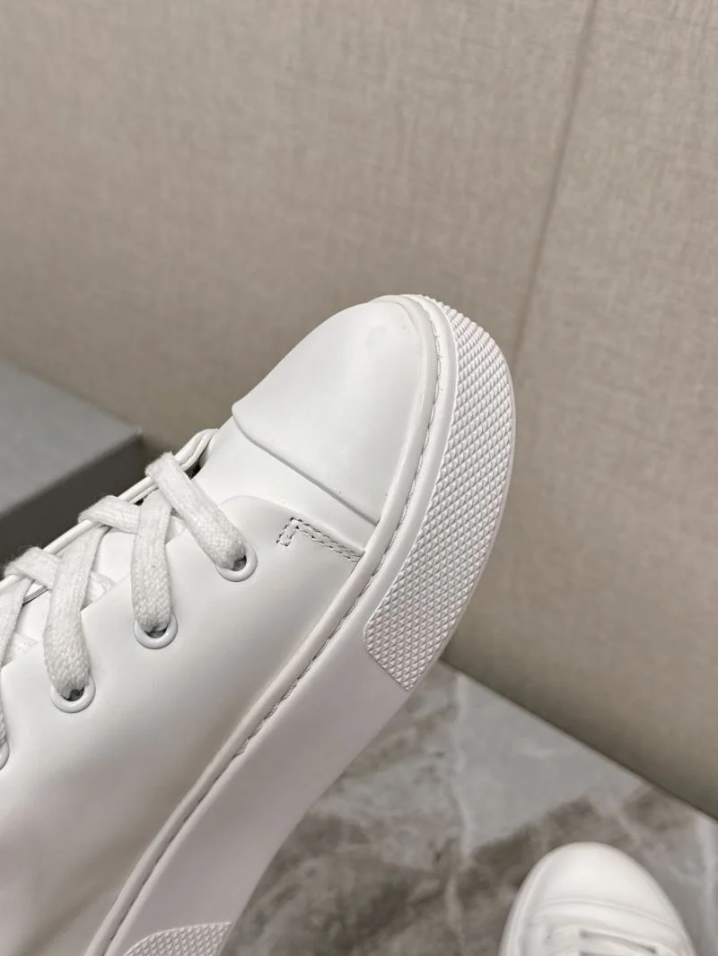 High fidelity Prada Low Shoes