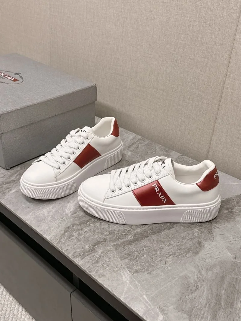 Mirror quality Prada Low Shoes