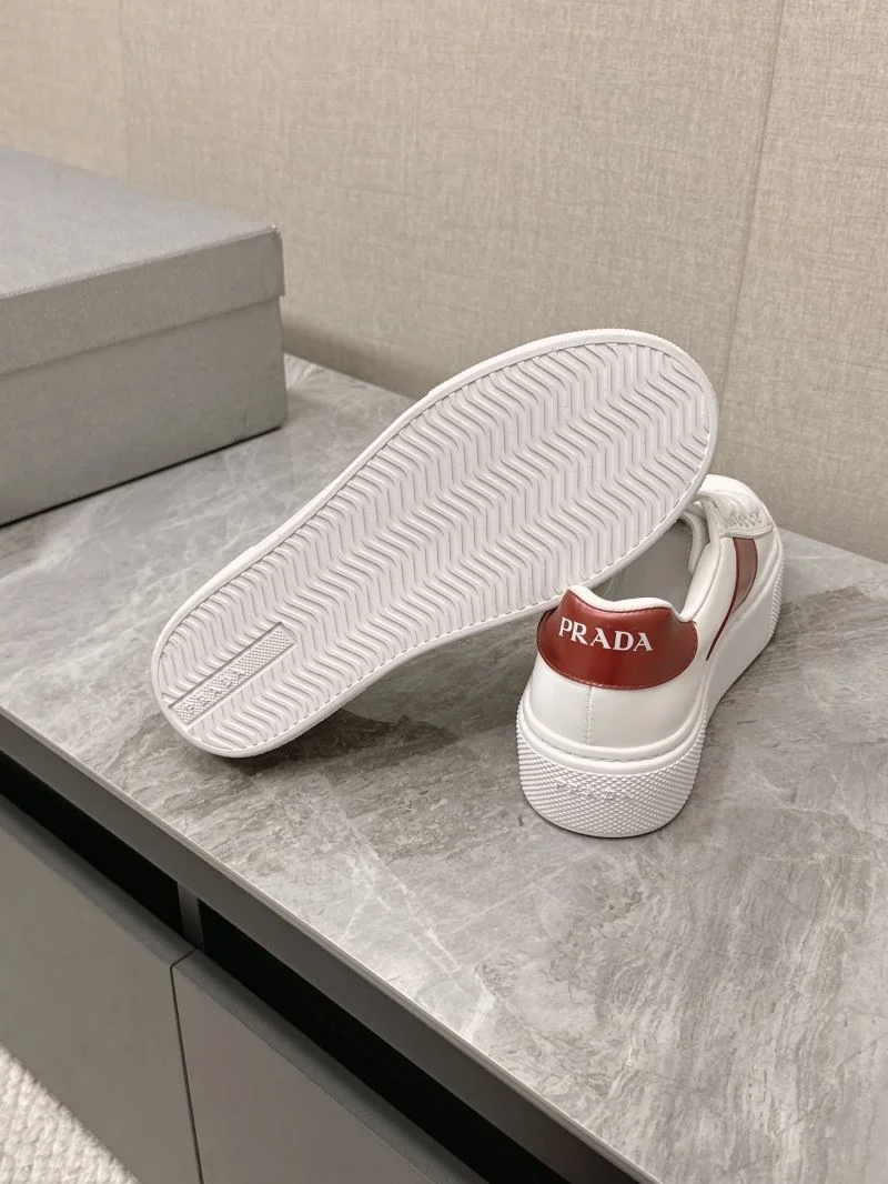 Mirror quality Prada Low Shoes