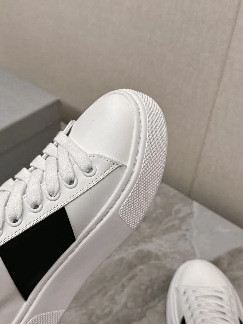 Precise copy Prada Low Shoes