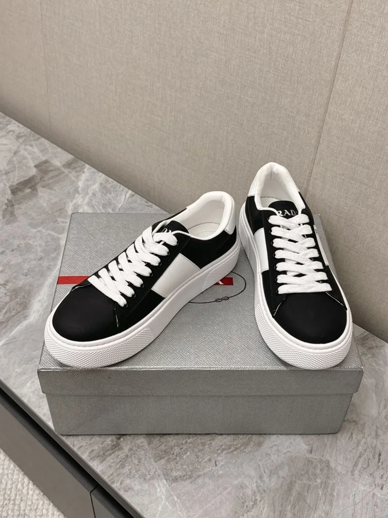 High fidelity Prada Low Shoes