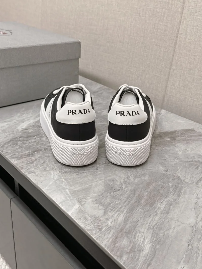 High fidelity Prada Low Shoes