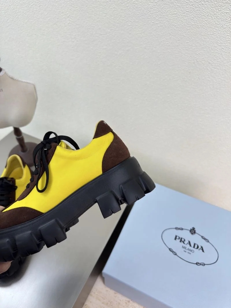 Mirror quality Prada Low Shoes