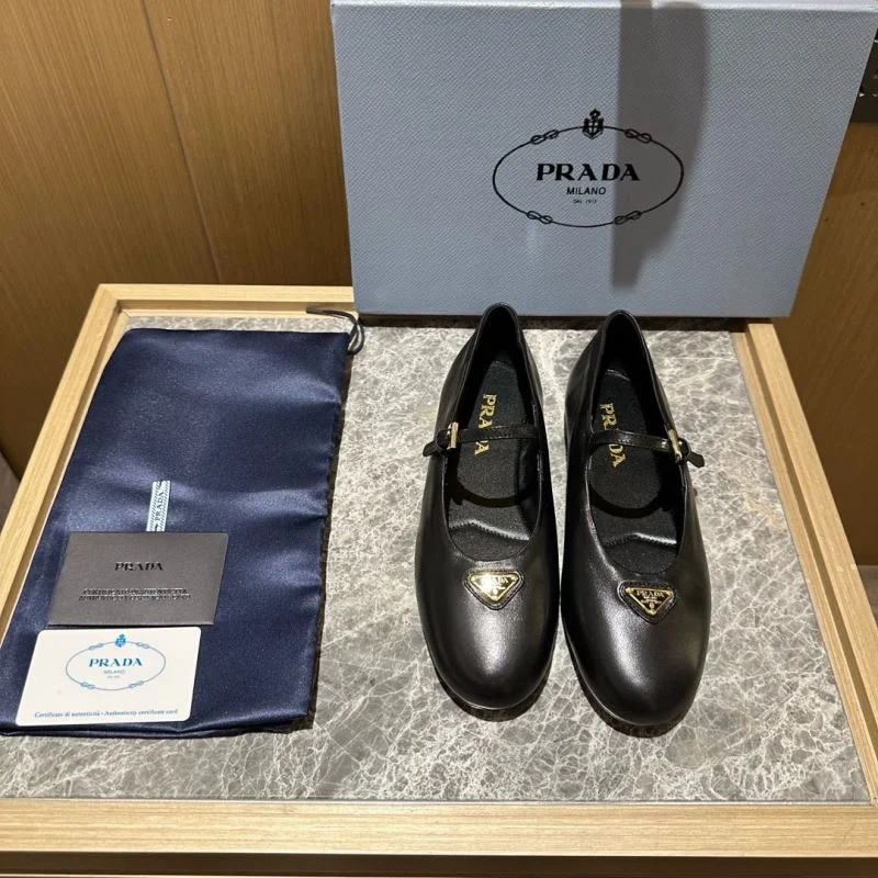 Prada Low Shoes