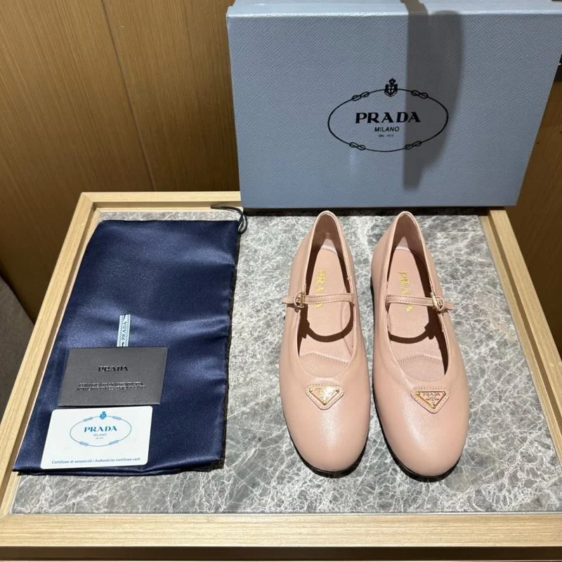 Prada Low Shoes