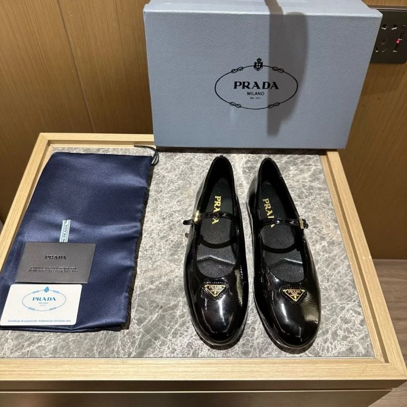 Prada Low Shoes