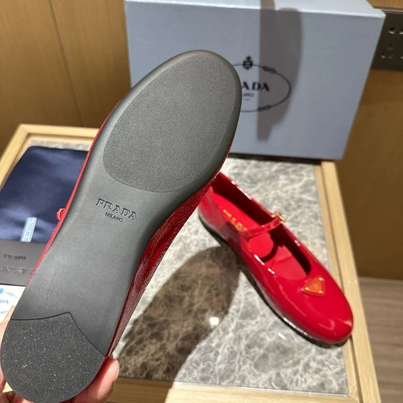 Economical Prada Low Shoes