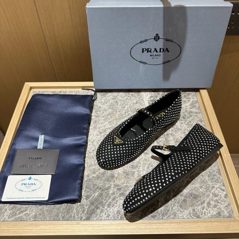 Precise copy Prada Low Shoes