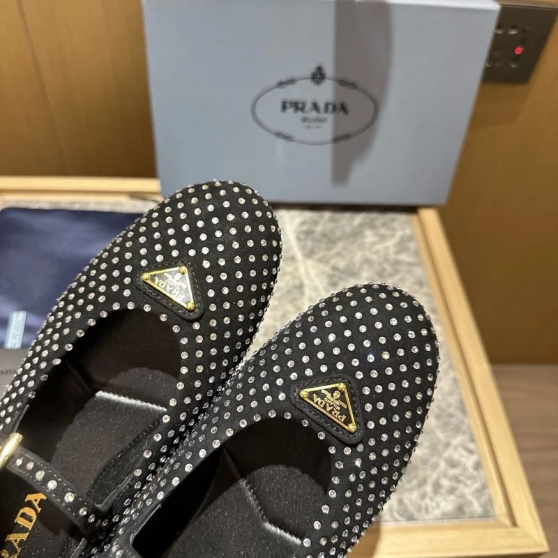 Precise copy Prada Low Shoes