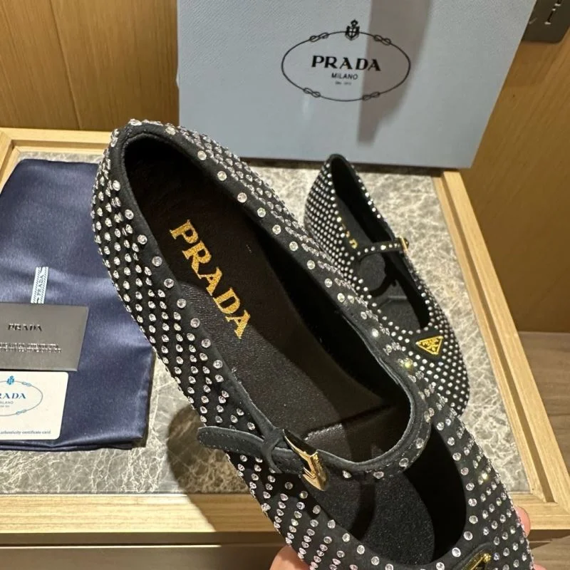 Precise copy Prada Low Shoes