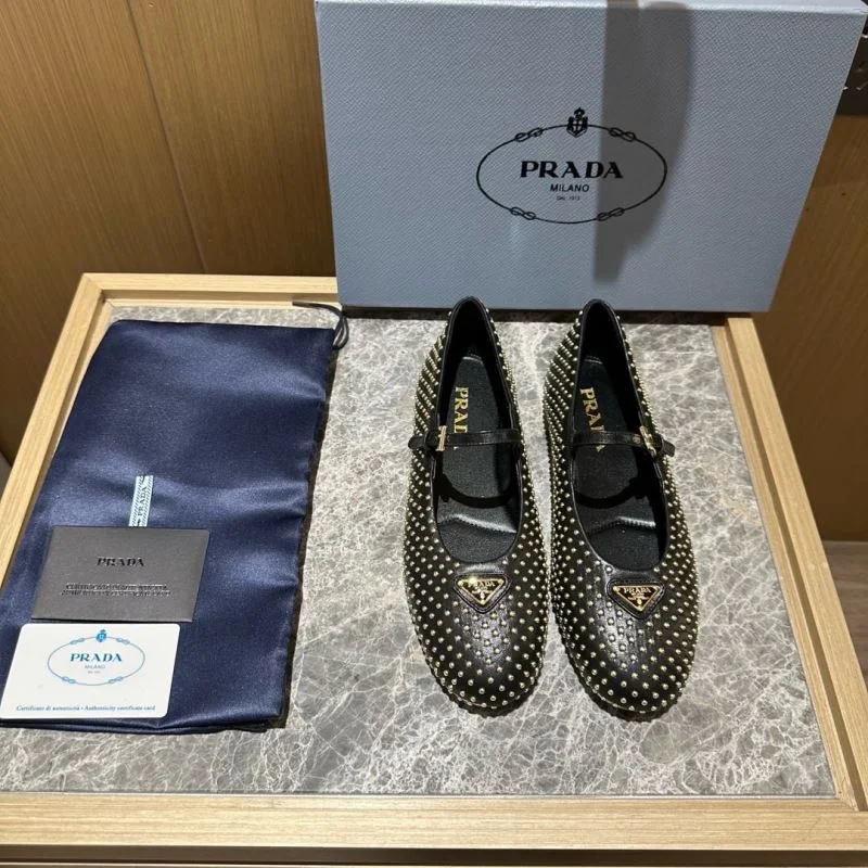 Prada Low Shoes