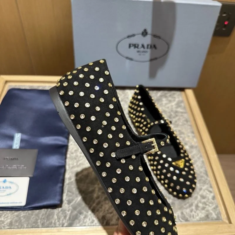 Discounted Prada Low Shoes