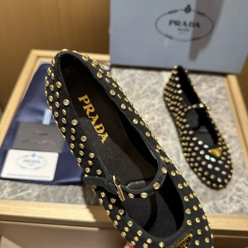 Discounted Prada Low Shoes