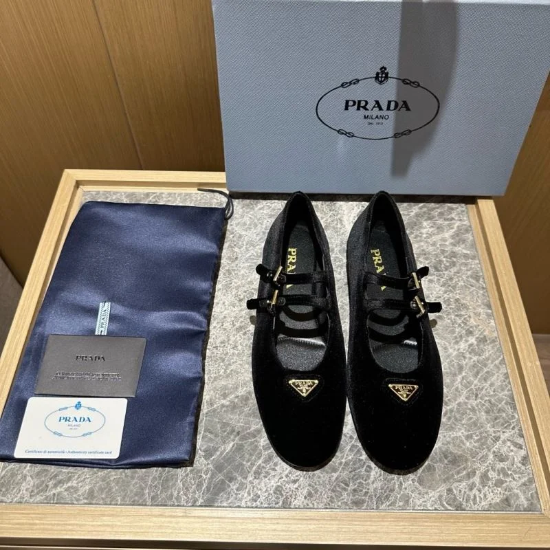 Prada Low Shoes