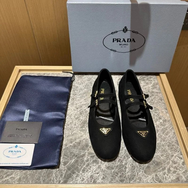 Prada Low Shoes